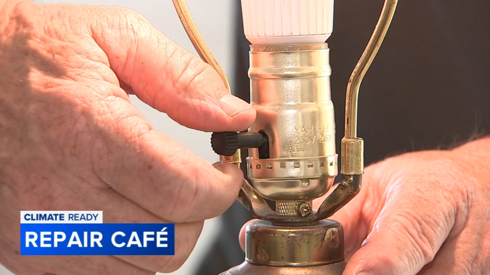 Repair Cafés breathe new life into broken household items, empower ...