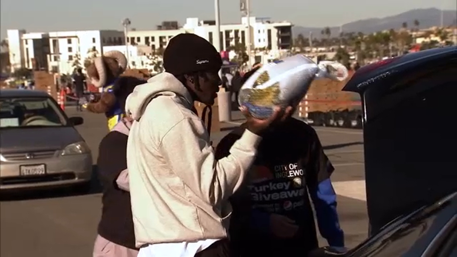 City of Inglewood hosts 10th Annual Turkey Giveaway at SoFi Stadium ...