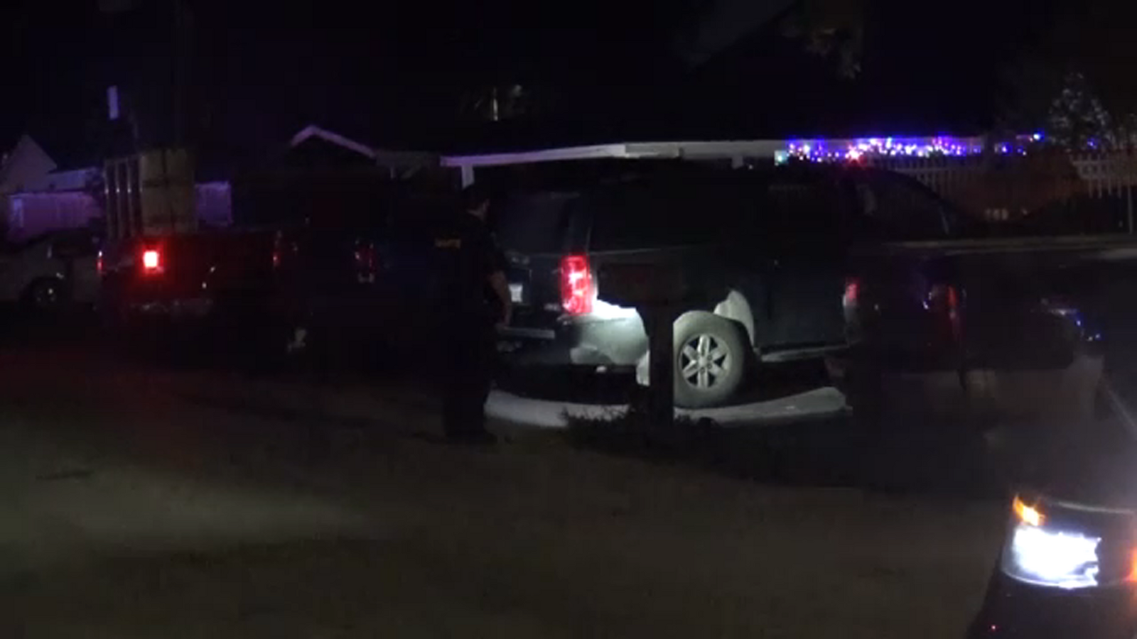 Houston police searching for suspects who allegedly shot man for ...