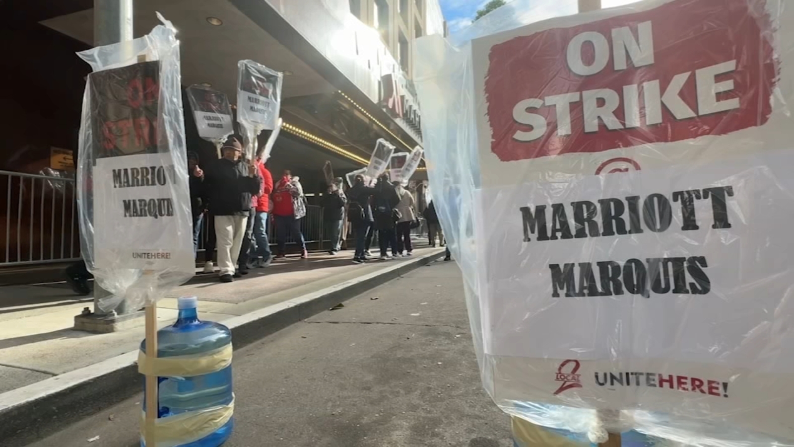 San Francisco Hotel Workers Strike: 500 Marriott Marquis employees hit ...
