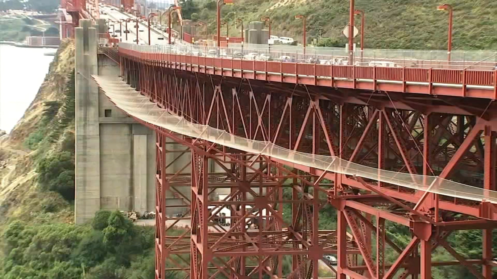 San Francisco's Golden Gate Bridge suicide deterrent barriers proving ...
