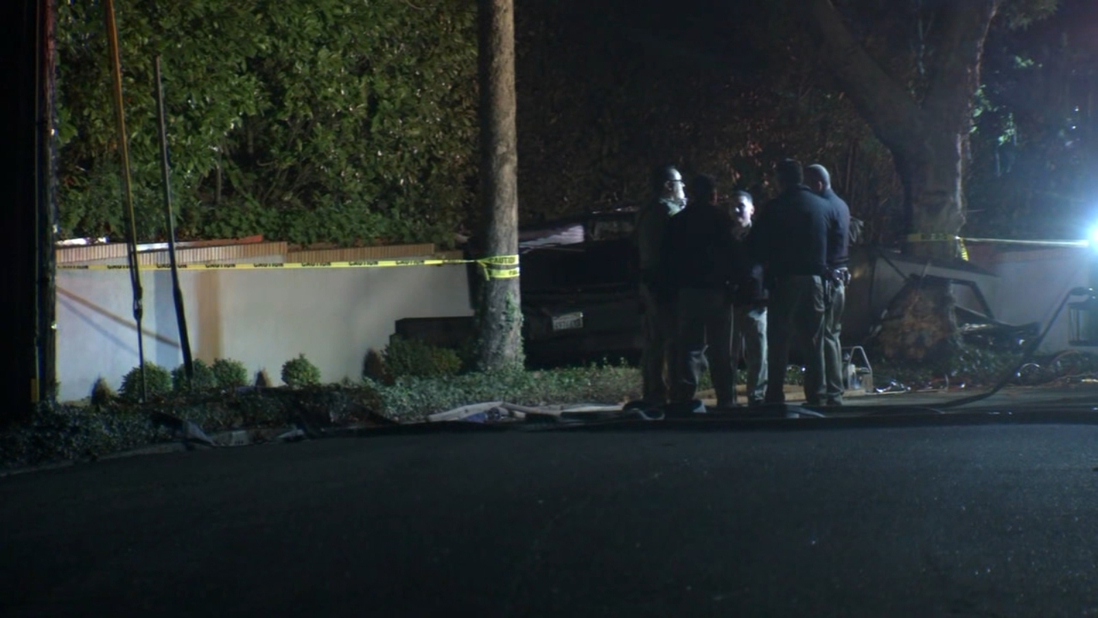 3 killed in fiery Tesla Cybertruck crash in Piedmont, California ...