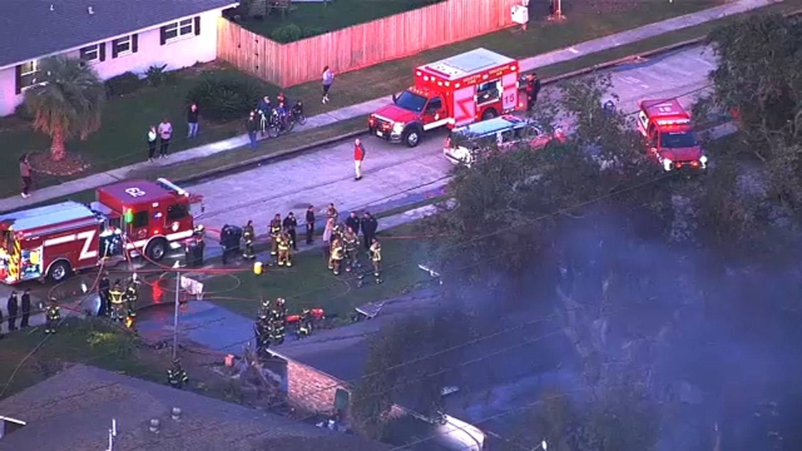 Cindy Lane fire: Two Houston firefighters injured while battling house ...