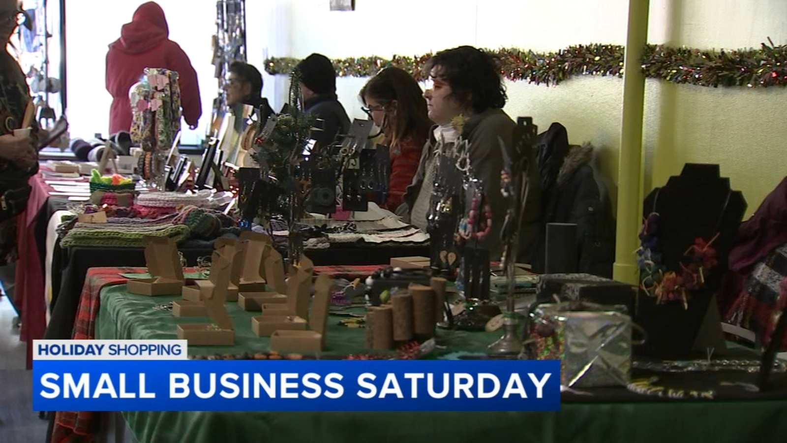 Small Business Saturday: Chicago businesses in Lincoln Square ...