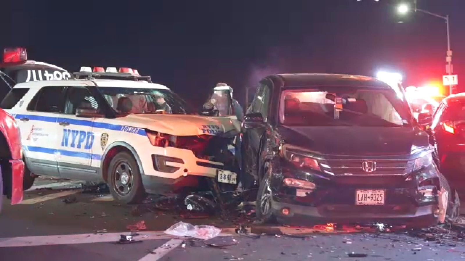 Queens police crash: 2 officers, several others injured in multicar ...
