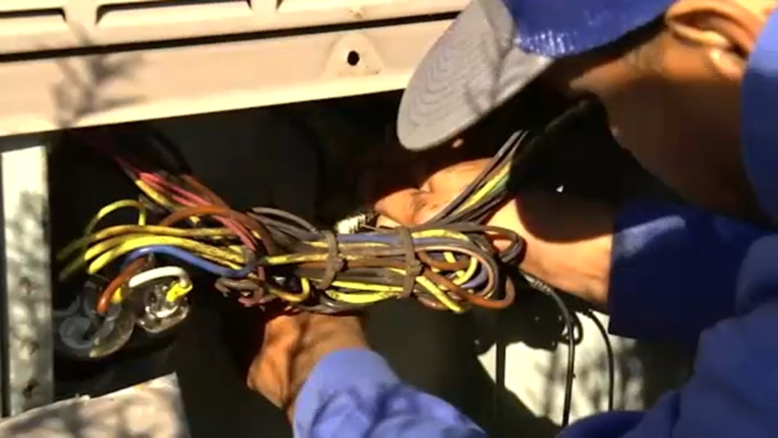 Survive the cold | Money saving tips on heating your home so you don't ...