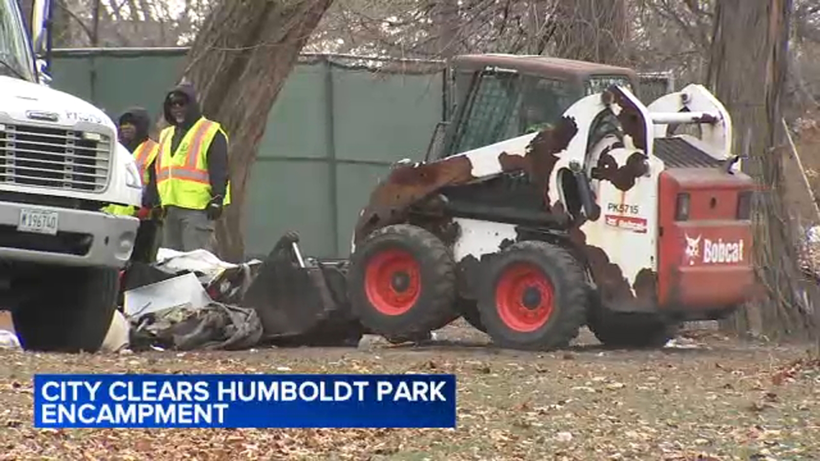 Humboldt Park news: City of Chicago begins clearing homeless encampment ...