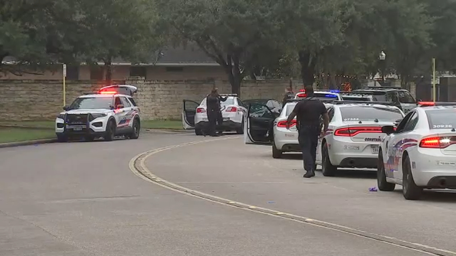 Spring ISD student shot, 1 detained after reports of juveniles fighting ...