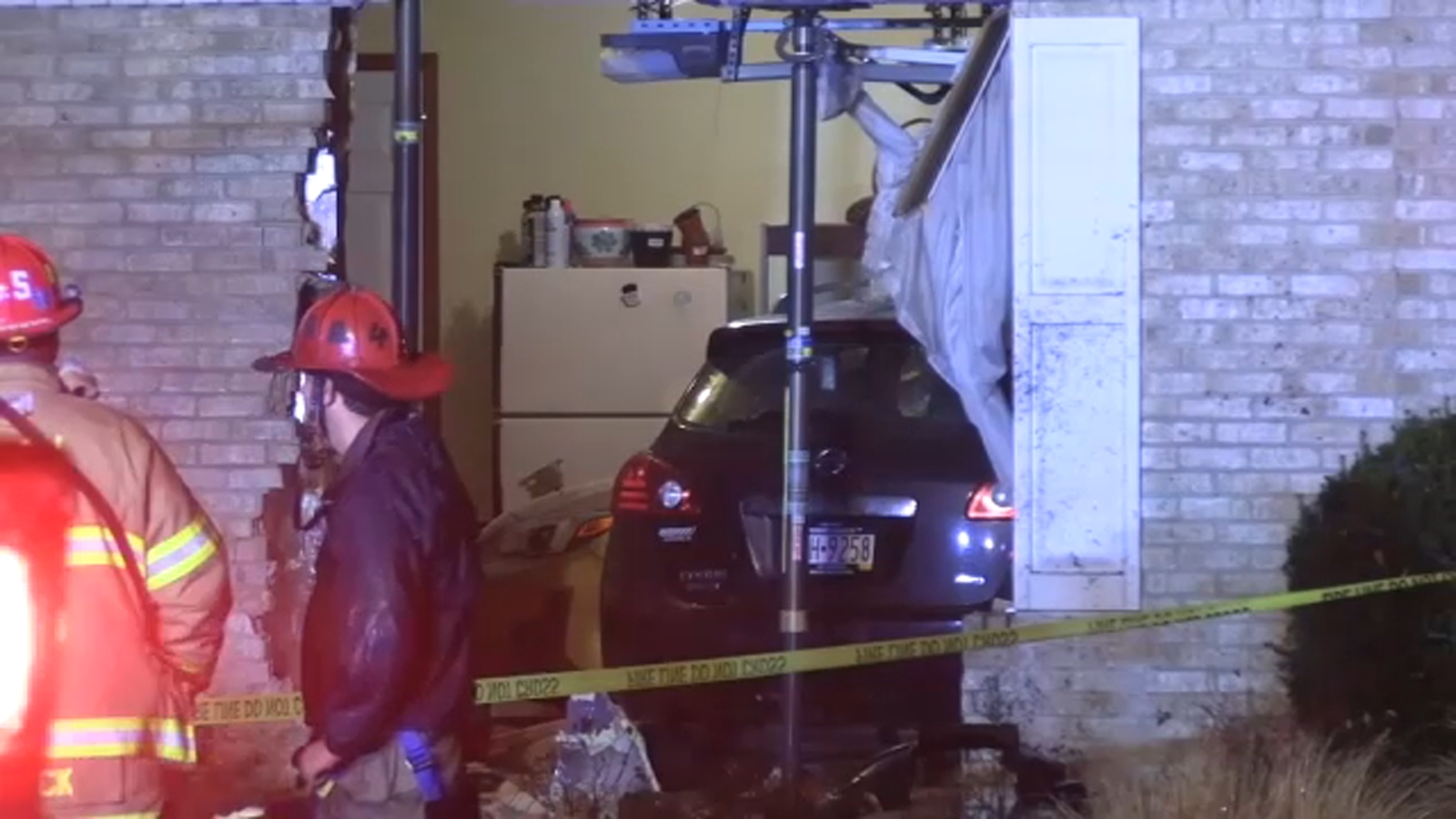 SUV ends up inside home after crash in Northampton County - 6abc Philadelphia