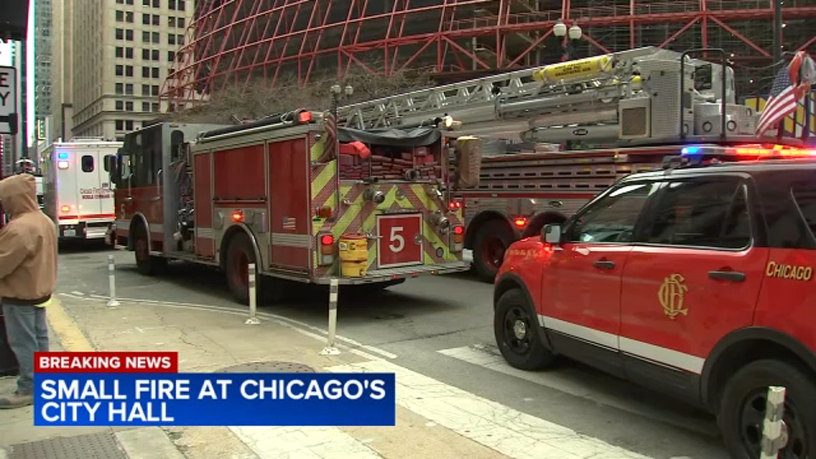 Chicago fire: Blaze breaks out on Cook County side of City Hall ...