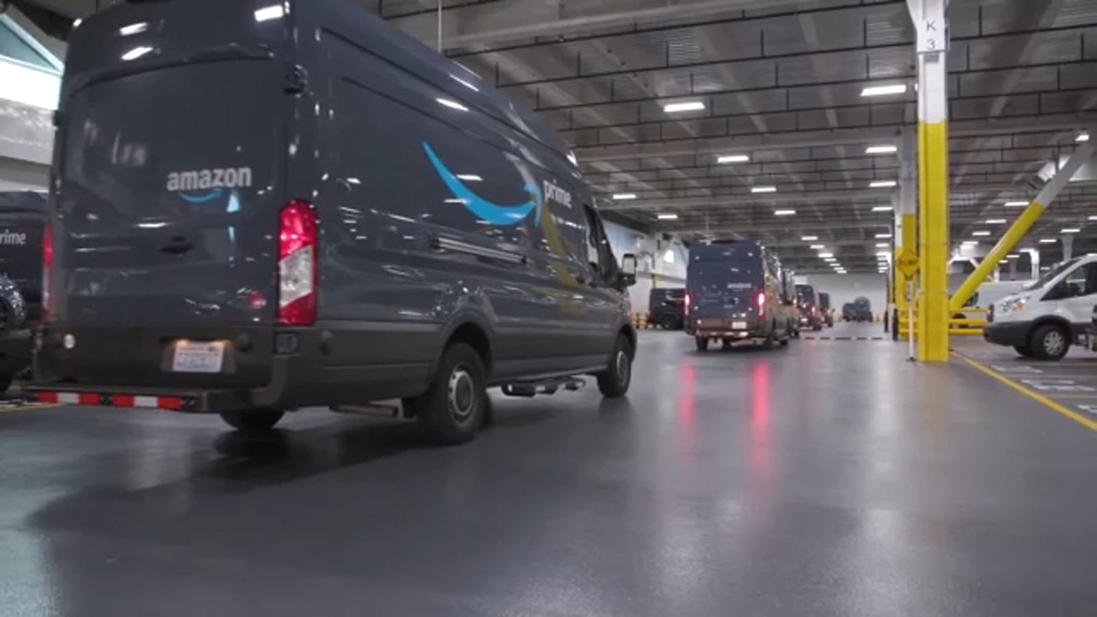 Amazon 'Thank My Driver' feature returns amid holiday deliveries | Here ...