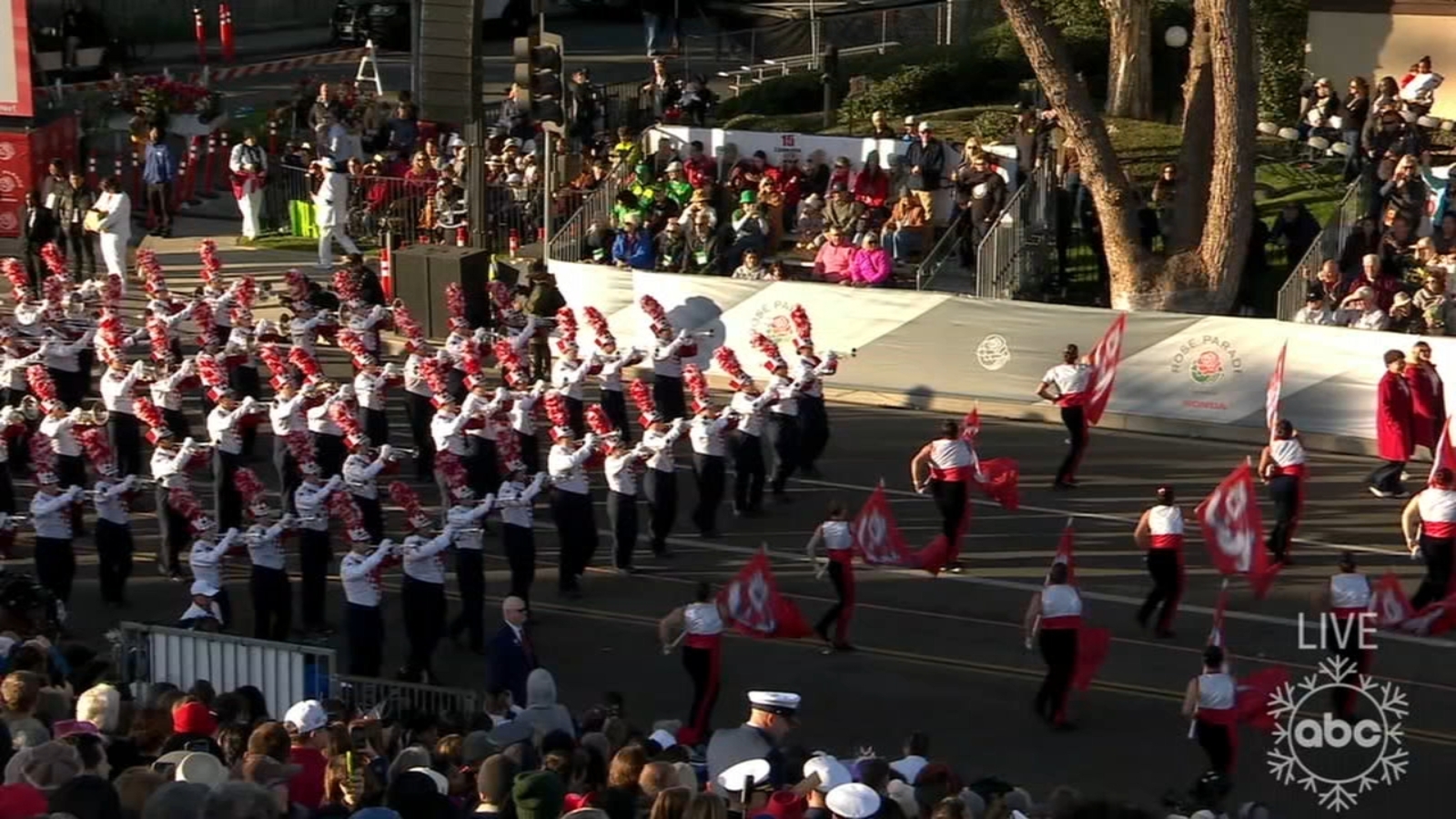 Fresno State's marching band performs at the 2025 Rose Parade: VIDEO ...