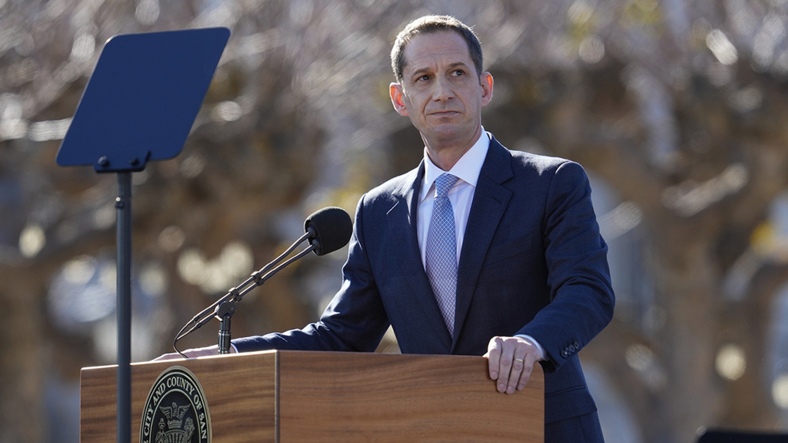 Daniel Lurie inaugurated as San Francisco's 46th mayor, followed by ...