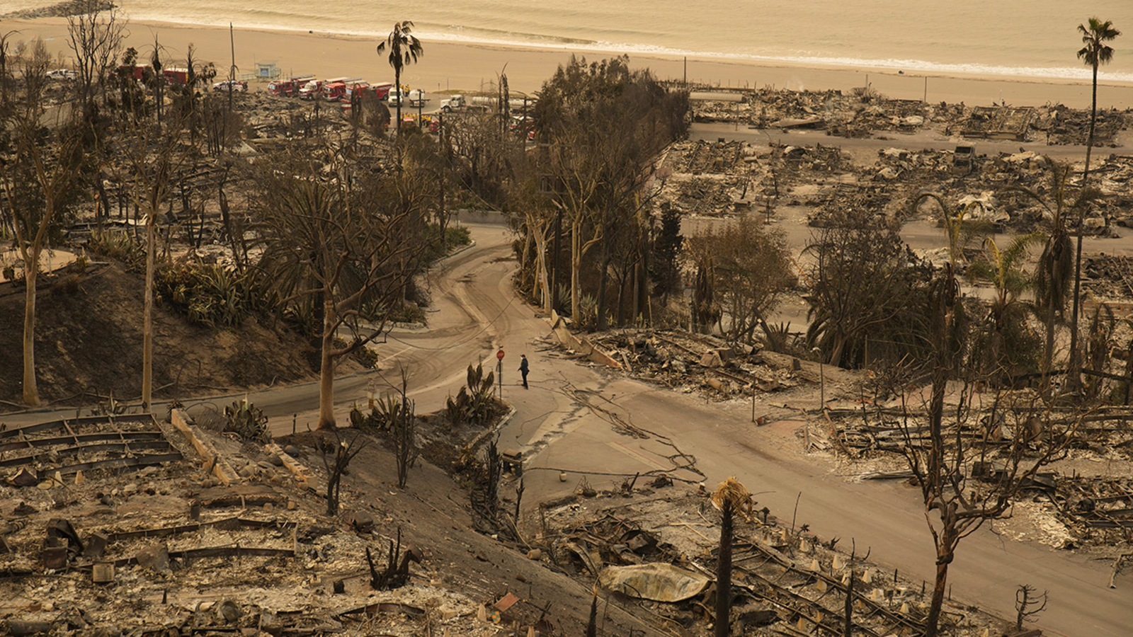 California wildfires: Stories of 'a nightmare' emerge from rubble of LA ...