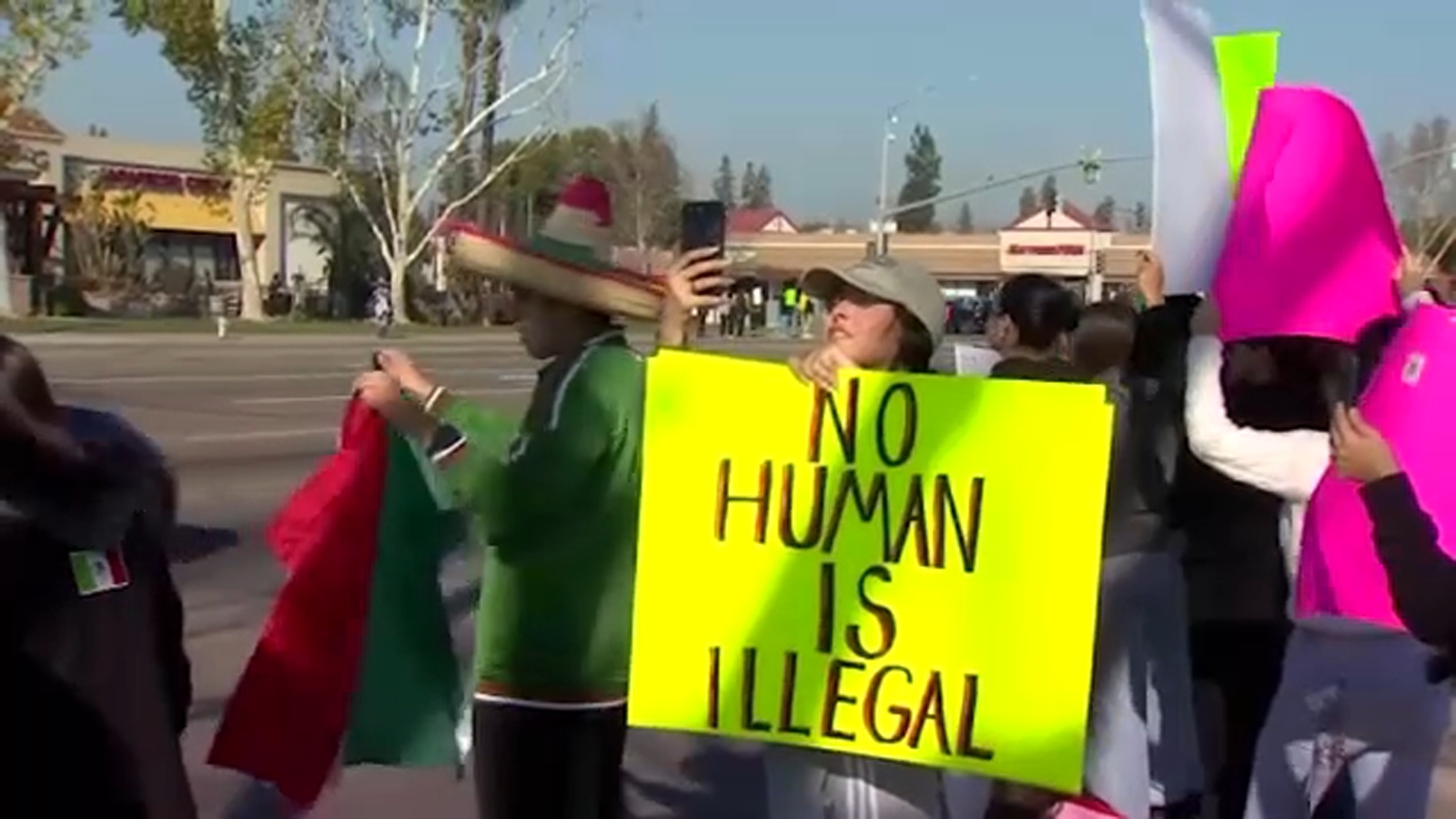 Hundreds protest in northeast Fresno against recent Border Patrol ...