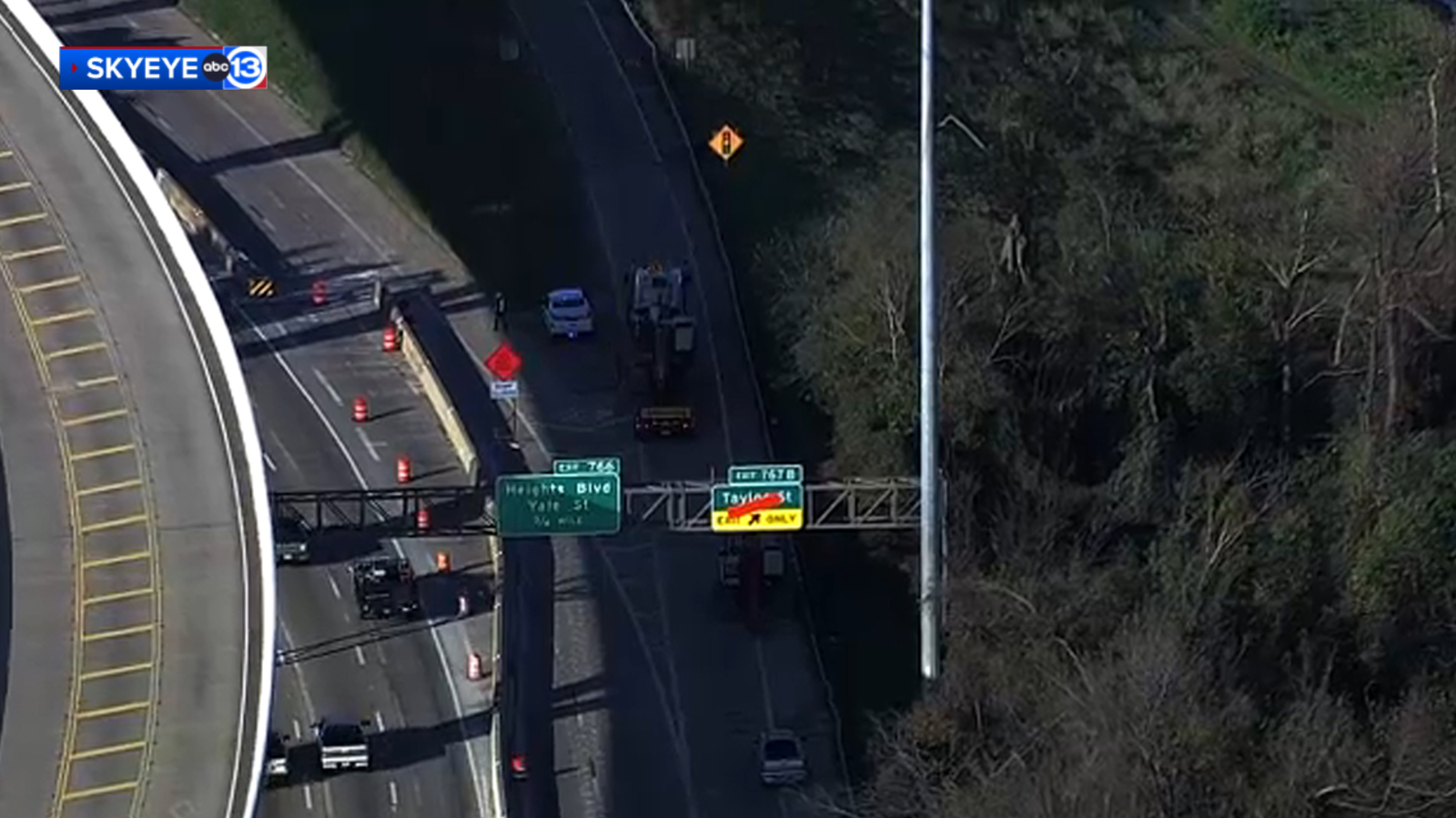 I-10 Katy Freeway westbound reduced from 5 to 3 lanes in Heights area ...