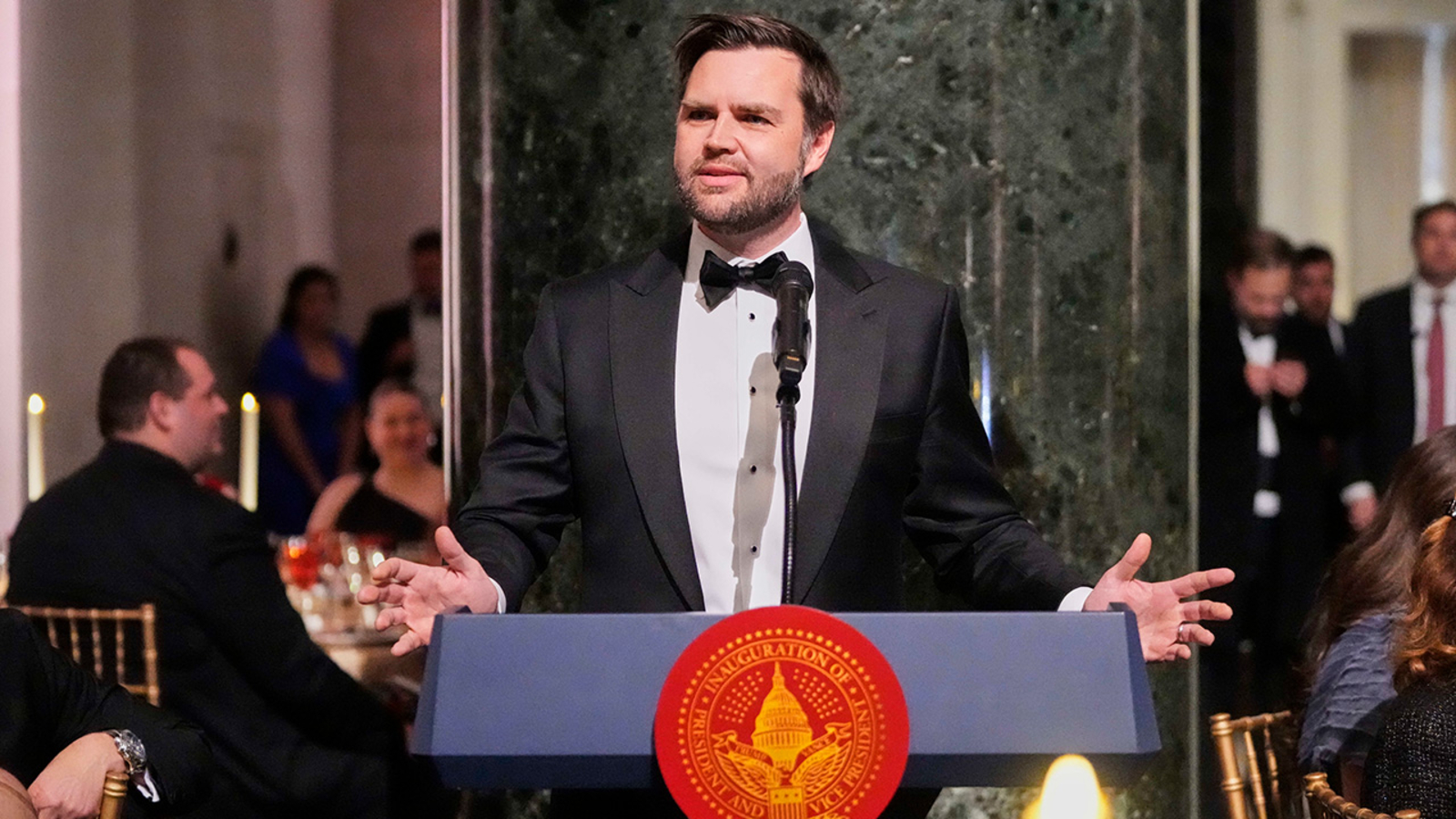 Vice President-elect JD Vance speaks during dinner event - ABC7 Los Angeles