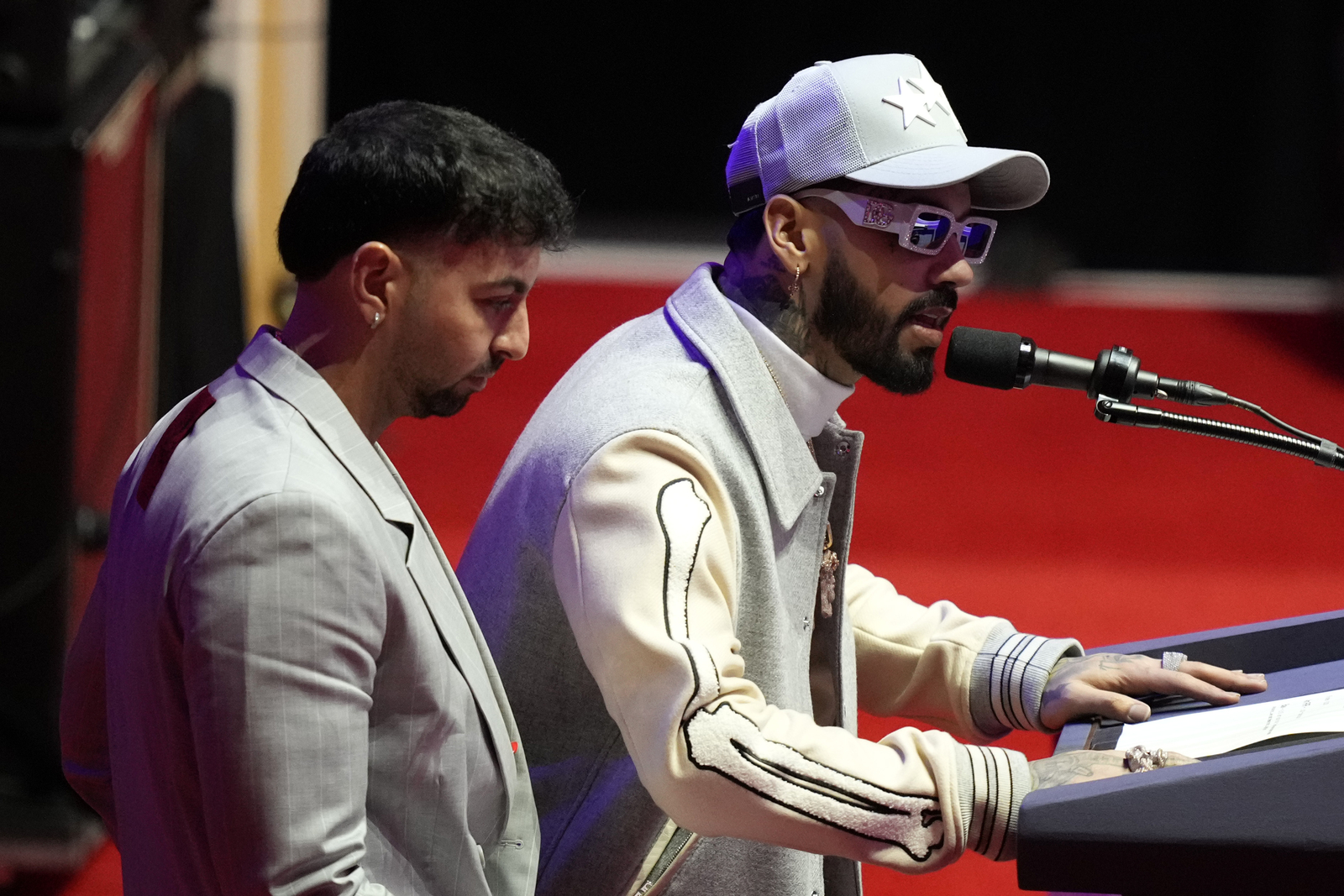 Puerto Rican singers celebrate Trump at rally - ABC30 Fresno