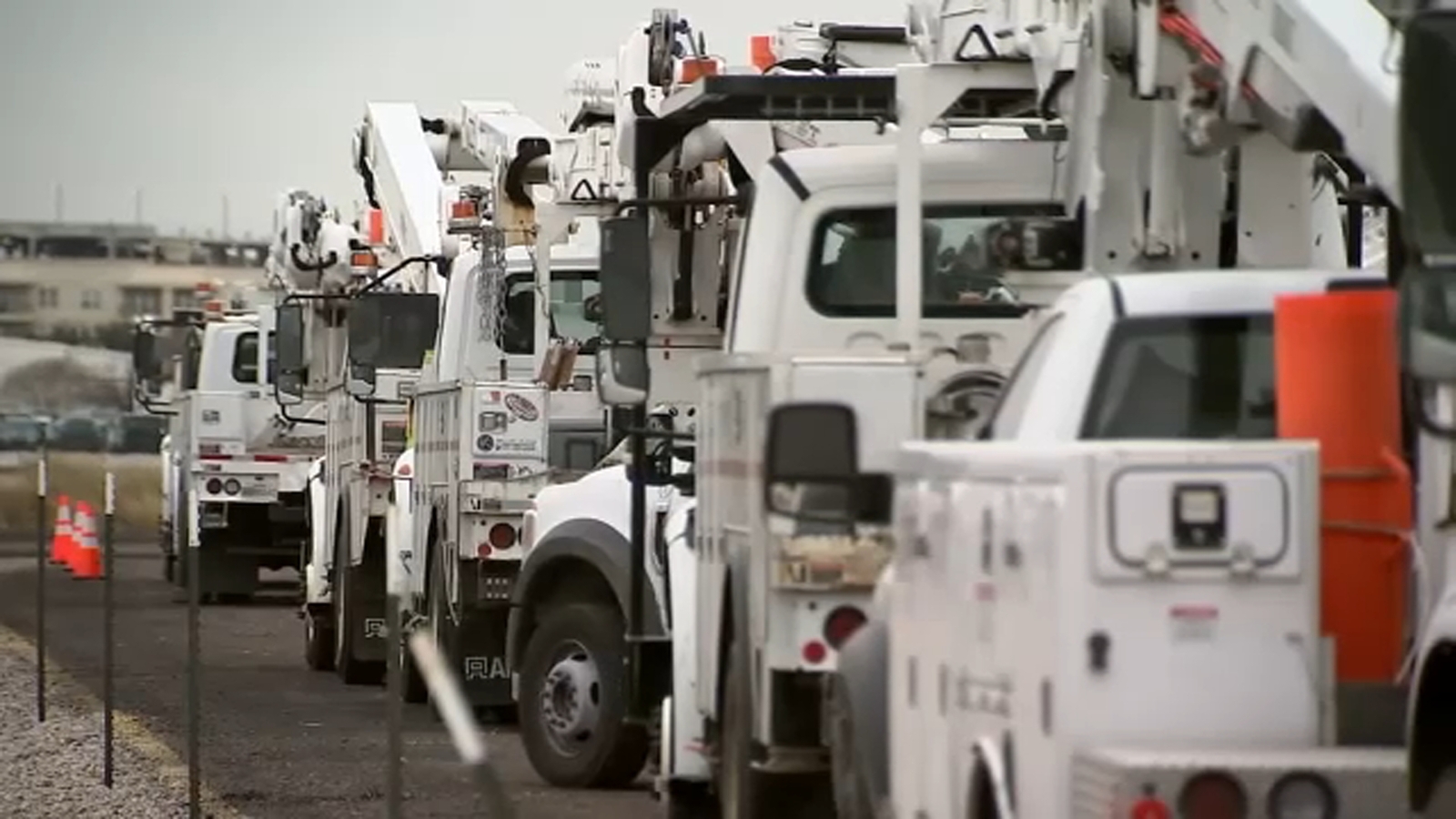 Houston power outages: Utility companies say crews are prepared for the ...