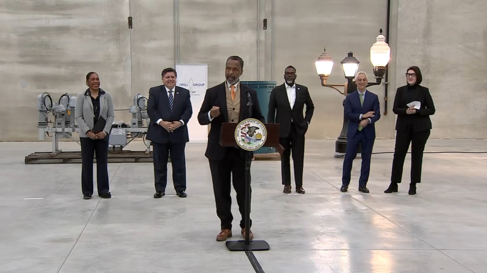 Gov. JB Pritzker, Chicago Mayor Brandon Johnson announce new grant ...