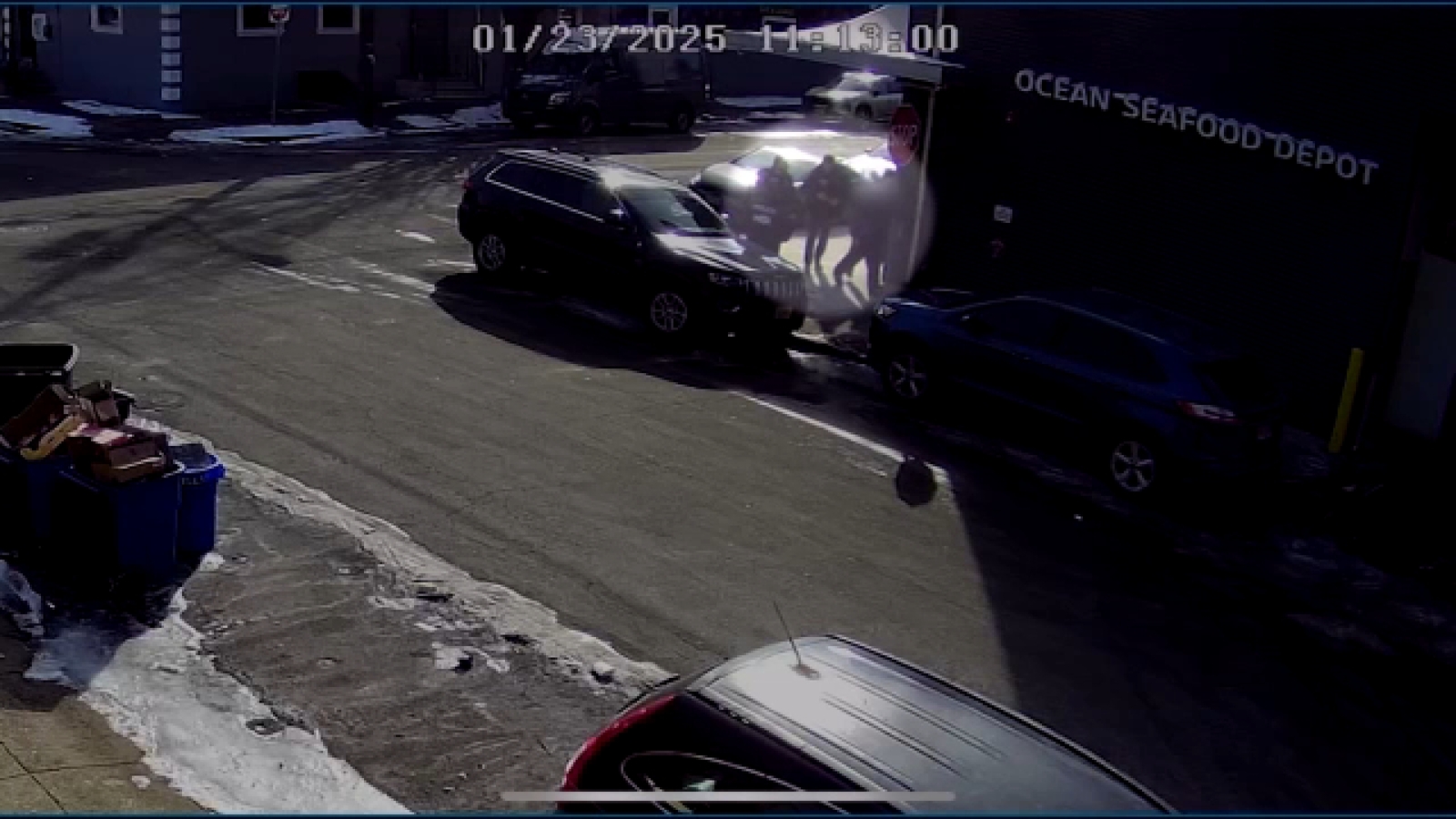 Newark raid: 3 workers at NJ seafood restaurant taken into custody ...