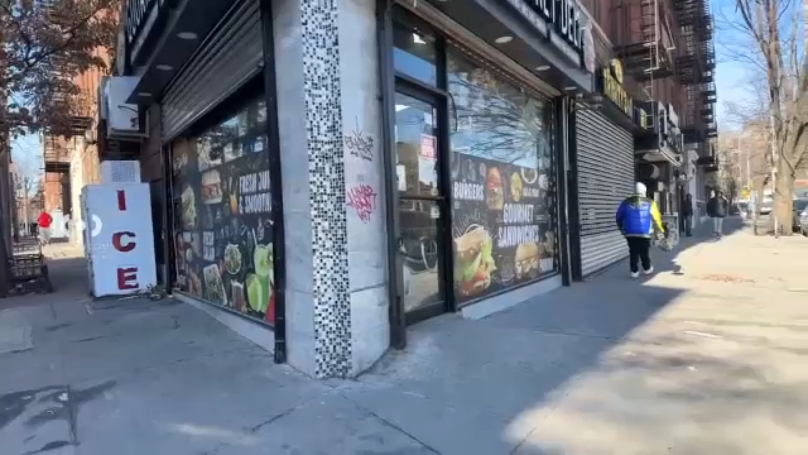 NYC Crime: Man loses fingers in machete attack while trying to protect ...
