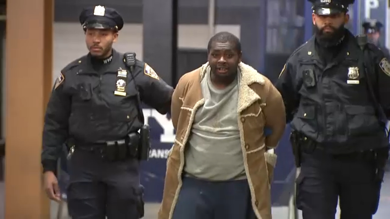 Subway Crime: 23-year-old woman pushed into 'A' train in Washington ...