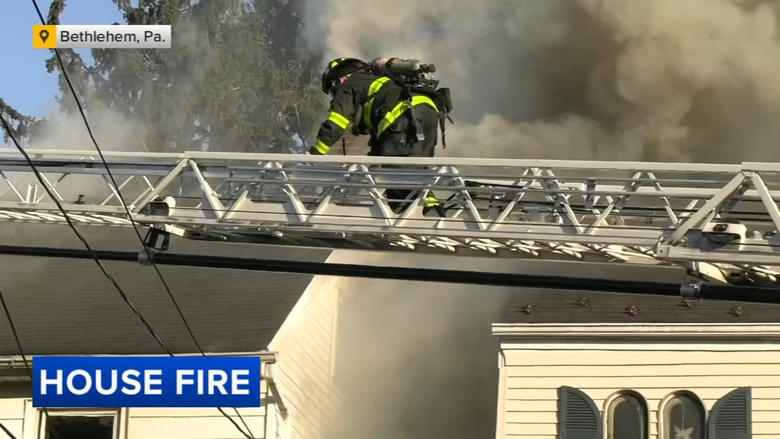 2 firefighters injured battling house fire in Bethlehem, Pa. - 6abc ...