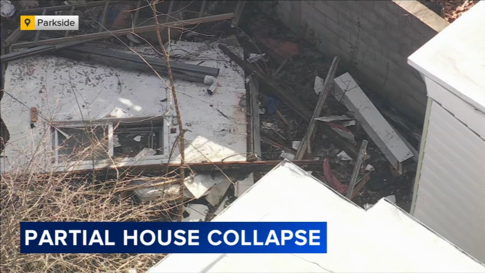 Rear portion of rowhome on Peach Street collapses in Philadelphia's ...