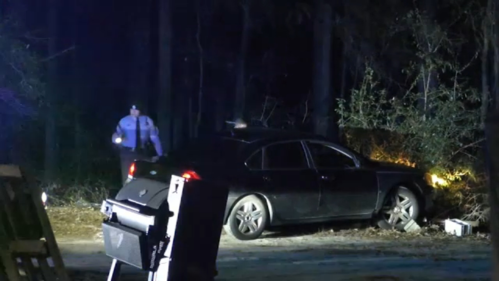 Cumberland County overnight vehicle chase ends in crash, NCSHP trooper ...