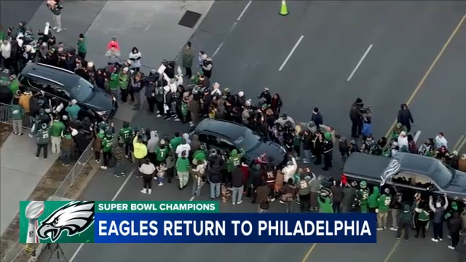 Super Bowl champion Philadelphia Eagles return home to crowd of excited ...