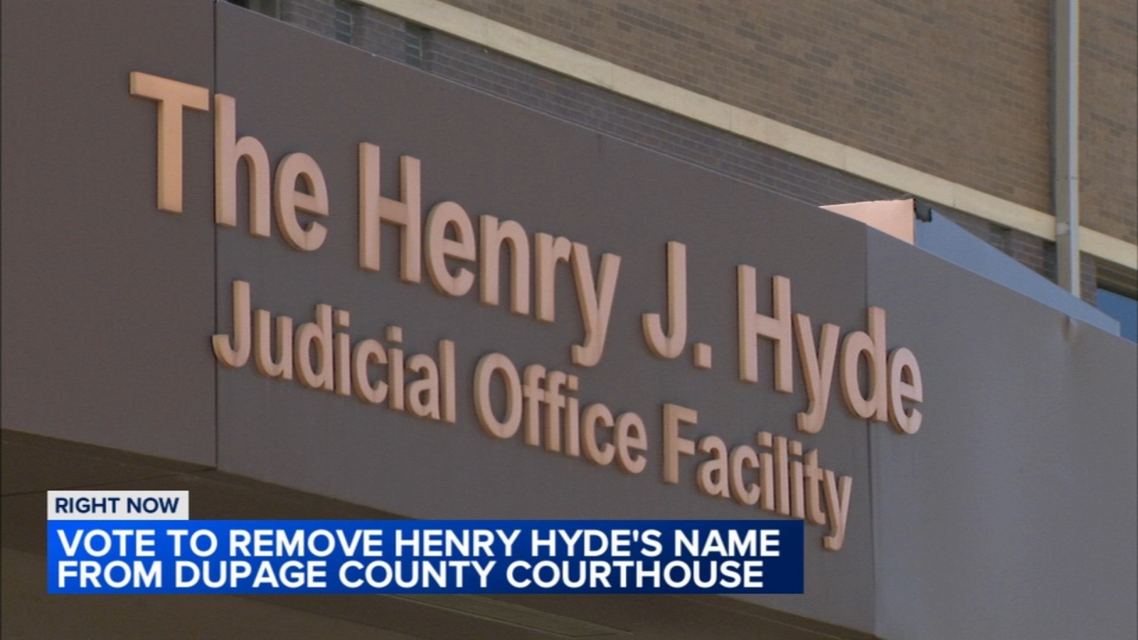 DuPage County lawmakers vote to remove late Congressman Henry Hyde's ...
