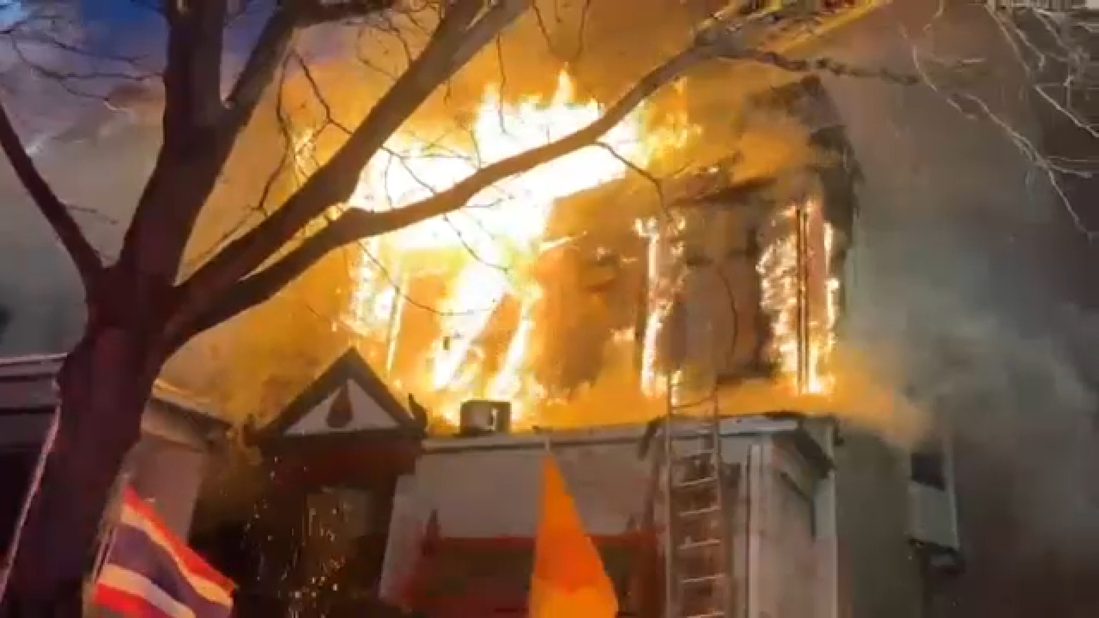 Buddhist Temple fire in the Tremont section of the Bronx leaves 2 dead; FDNY urges drivers not ...