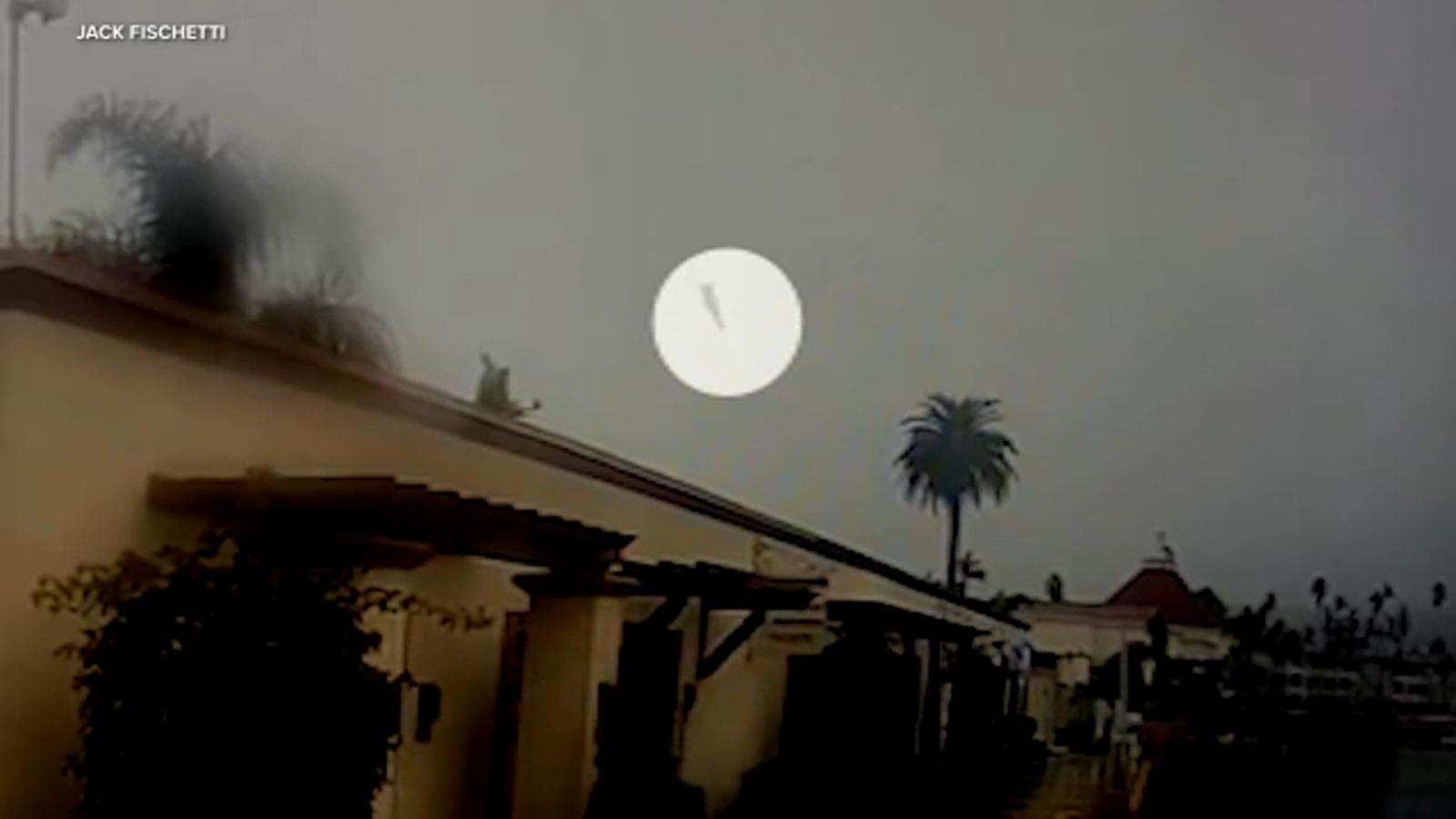 Fighter jet crashes into San Diego Harbor, 2 pilots rescued - ABC7 New York