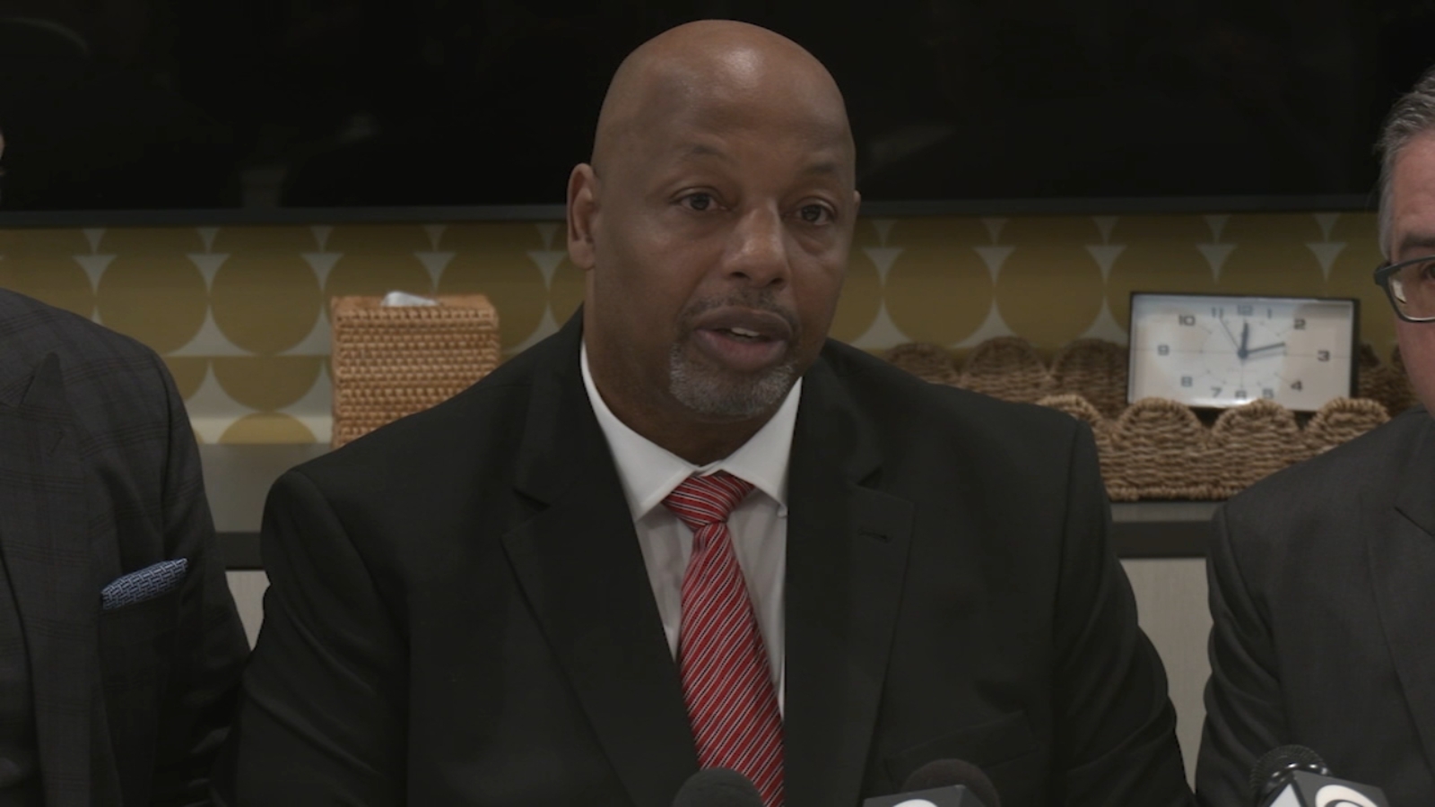 Ex-49er Dana Stubblefield speaks for 1st time since prison release ...