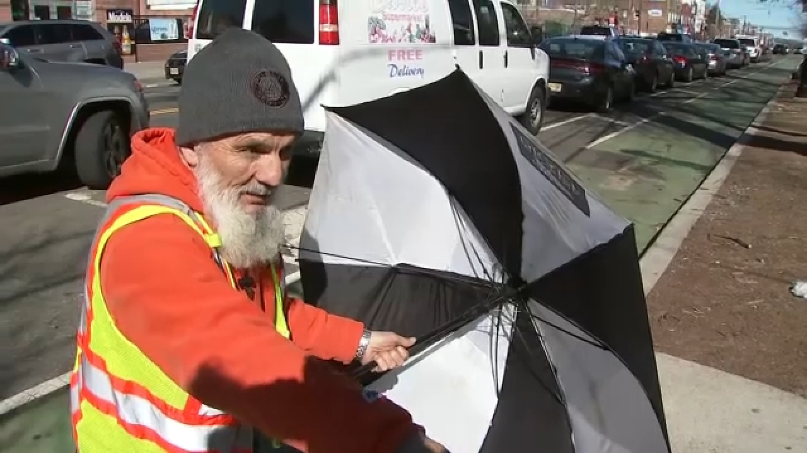 Newark dog attack: Hero PSE&G worker uses umbrella to save girl and her ...
