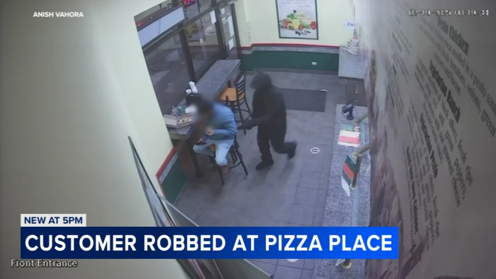 Chicago crime: Customer robbed at gunpoint while eating at Sarpino's ...