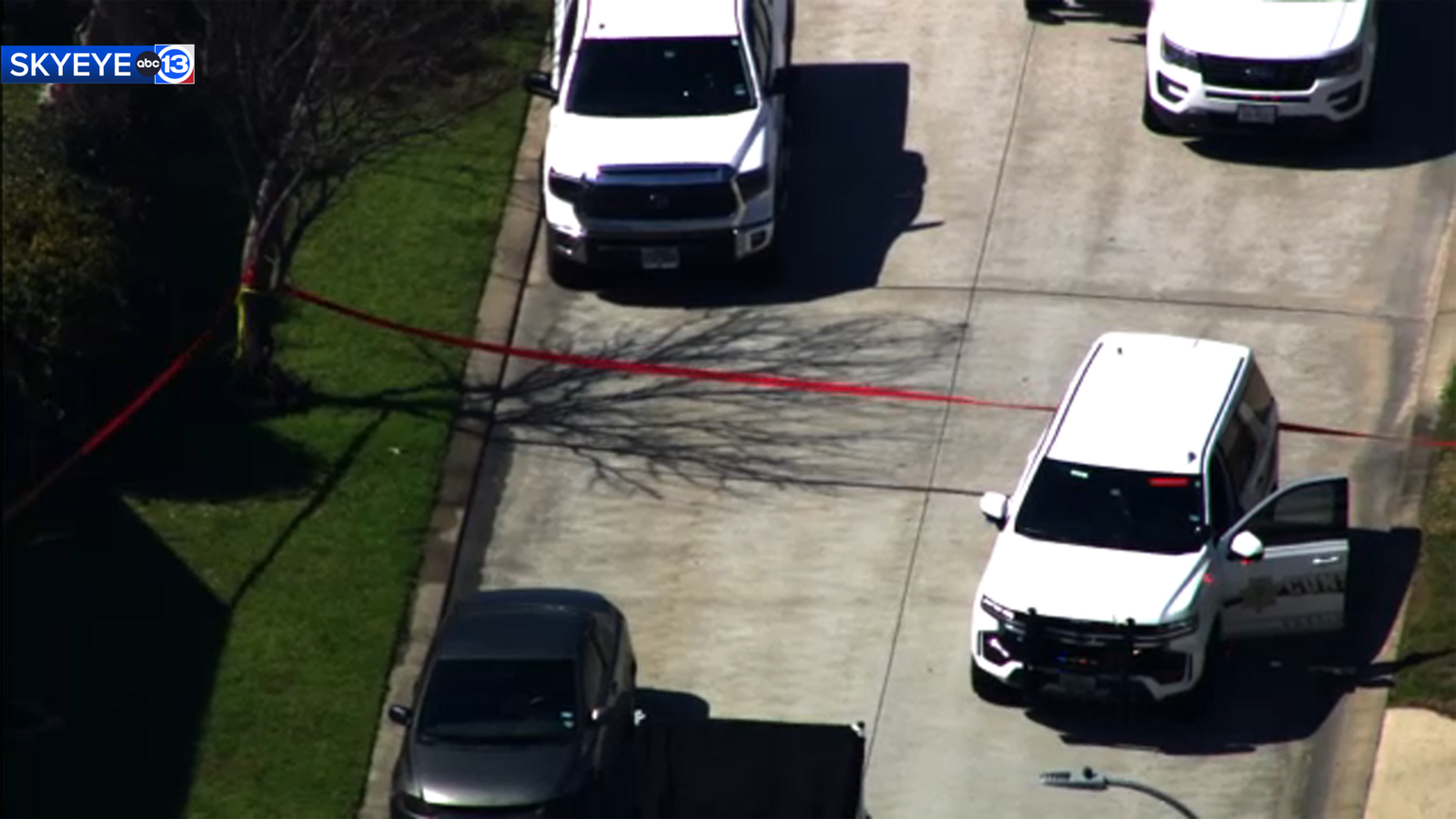 Suspect dead after shooting his ex-boyfriend during confrontation near ...