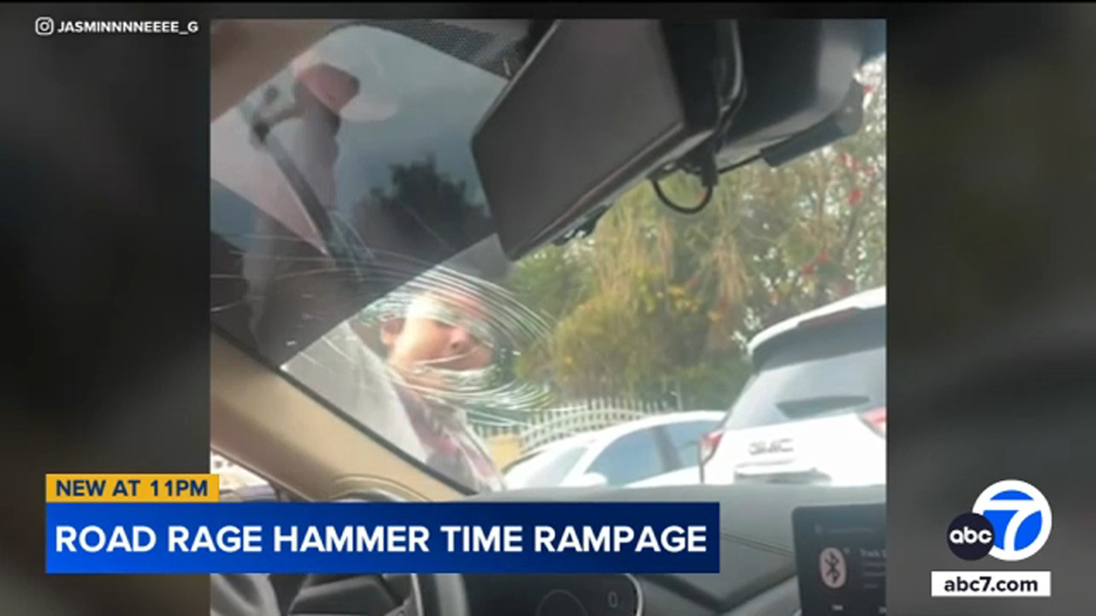 Hammer-wielding woman smashes windshield during road rage incident in ...