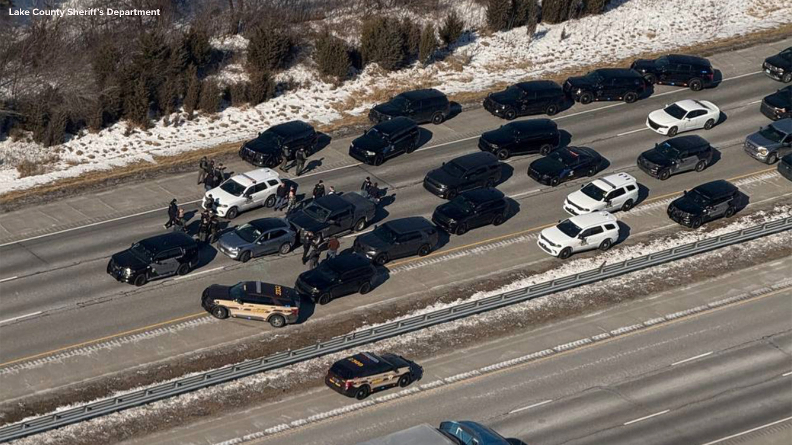 Amber Alert Illinois: 1 in custody after stabbings leave mother dead, 2 ...