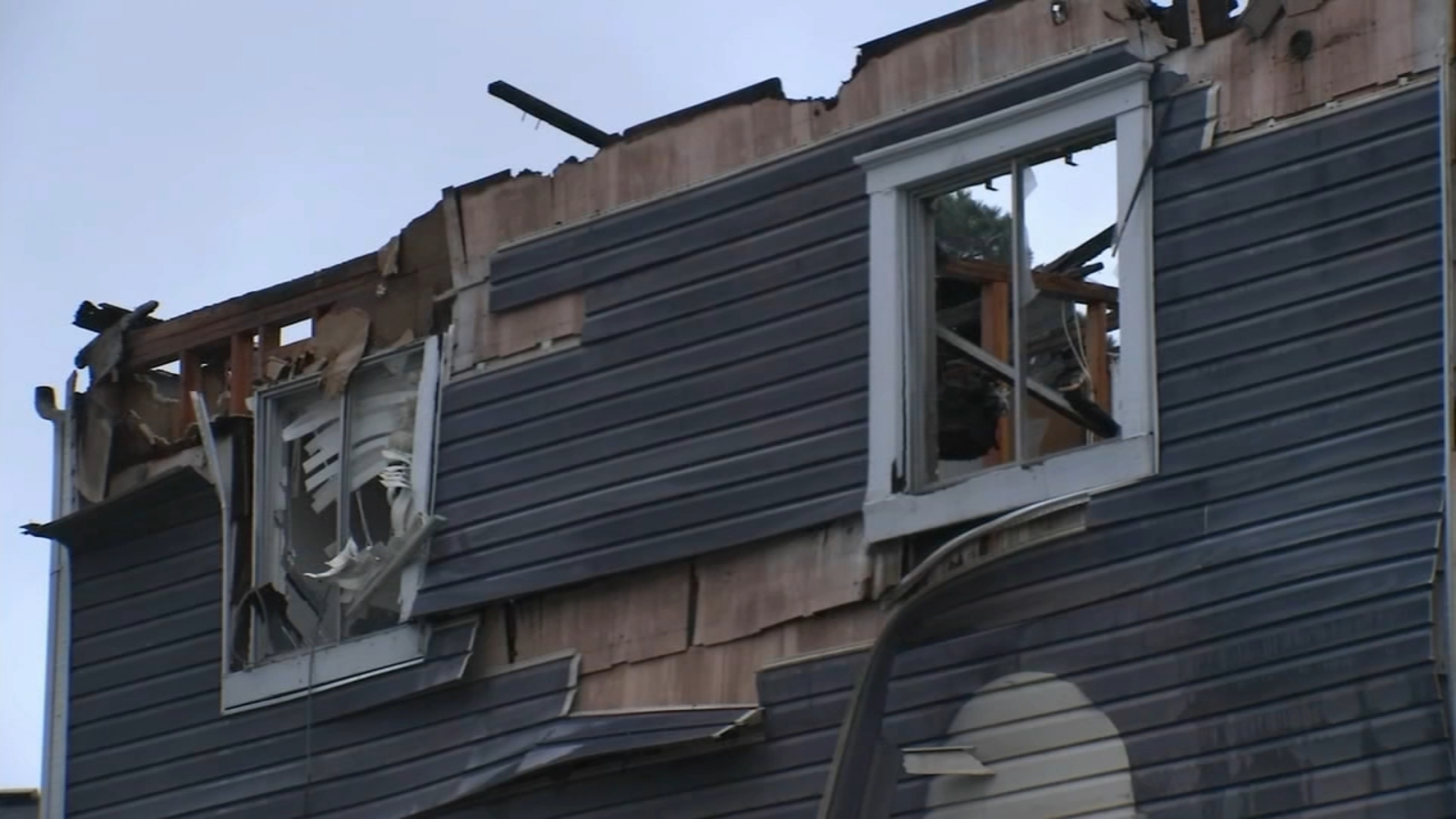 Officials arrest 25-year-old man for starting fire at Cypress Station ...