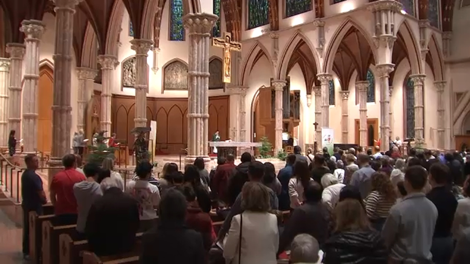 Update on Pope Francis health: Chicago faith community prays for Pope ...