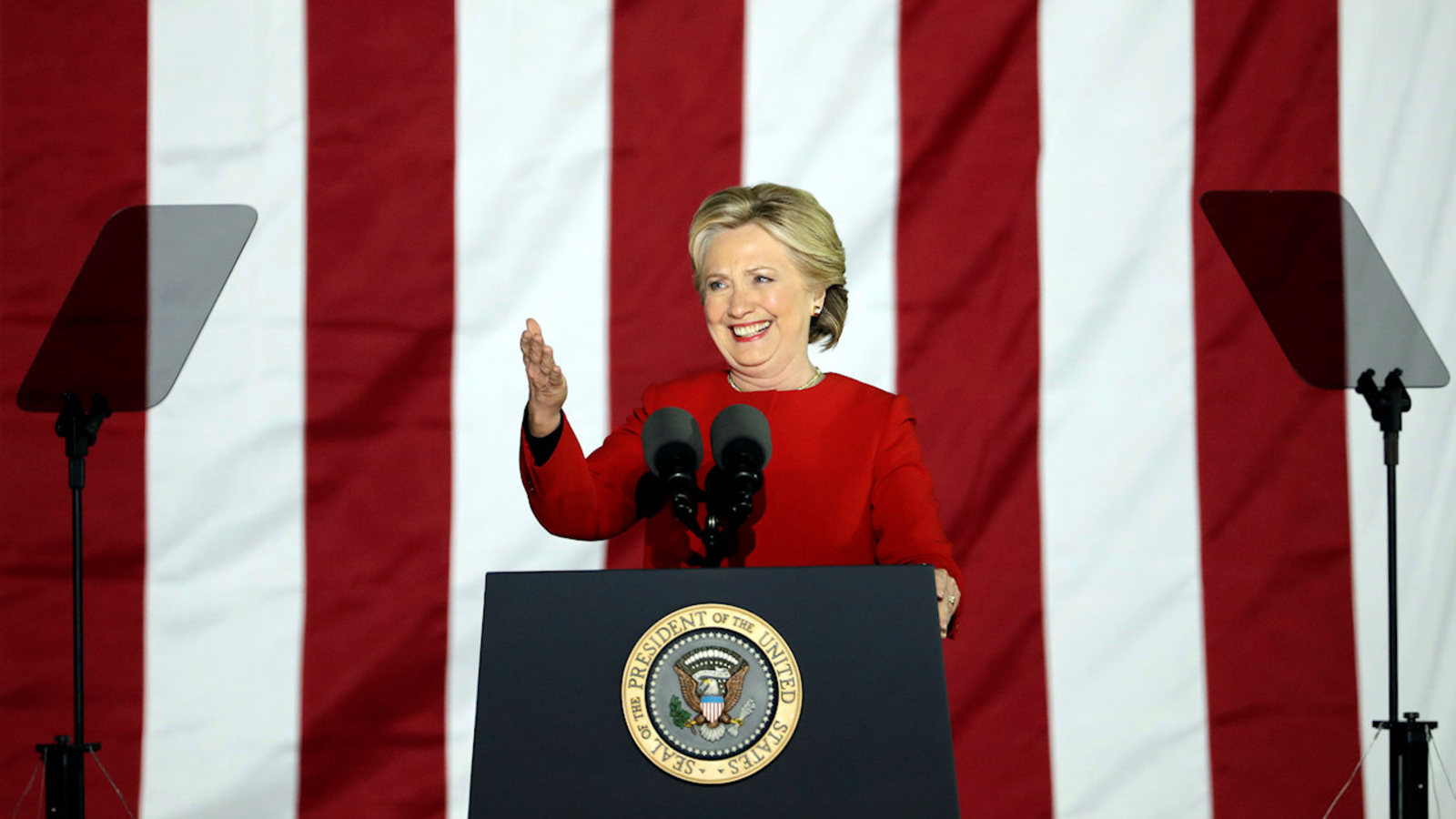 Laguardia Flight With Hillary Clinton On Board Reportedly Had Scary