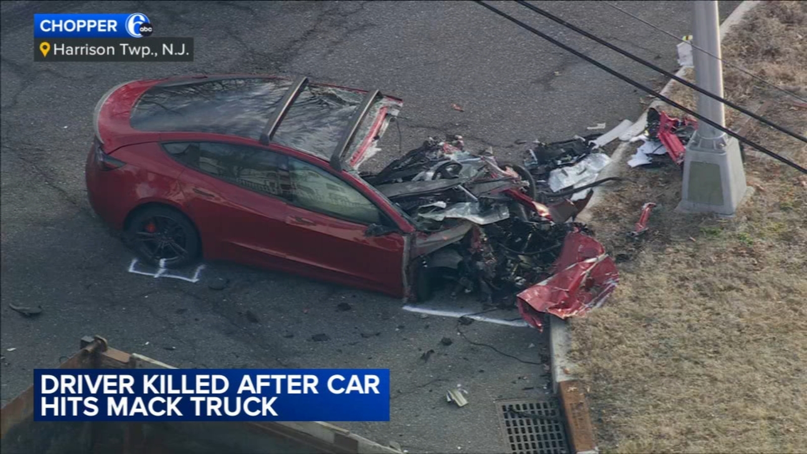 Ellis Mill Road crash leaves driver dead after vehicle collides with ...