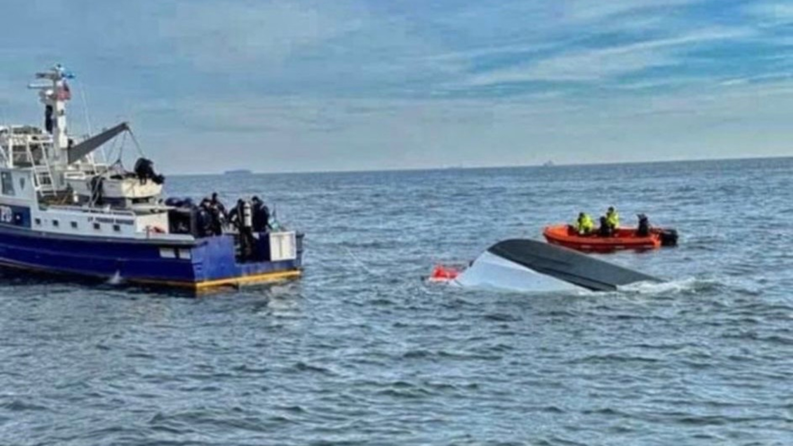 Staten Island boat overturns in Ambrose Channel leaving 3 dead, 2 ...