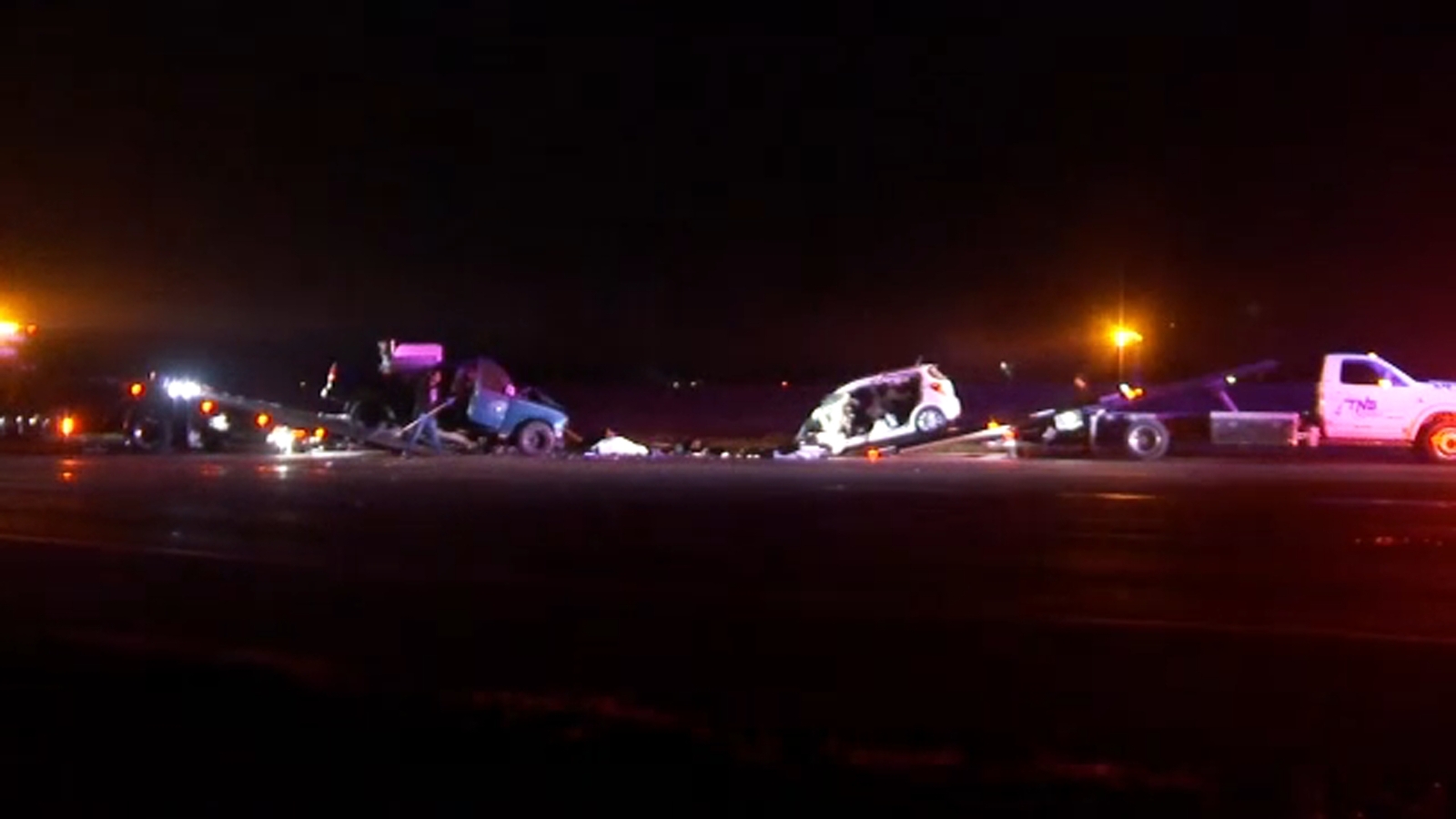 1 killed, 2 hospitalized following head-on crash in Merced County, CHP ...