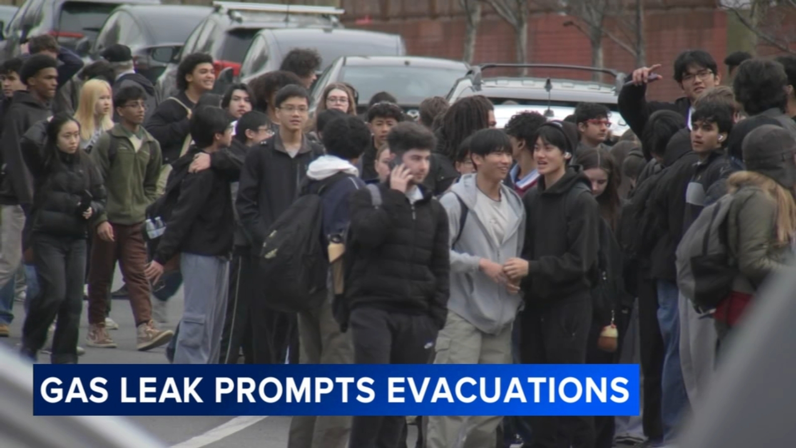 Thousands evacuated from schools, homes after gas leak in the Ogontz ...