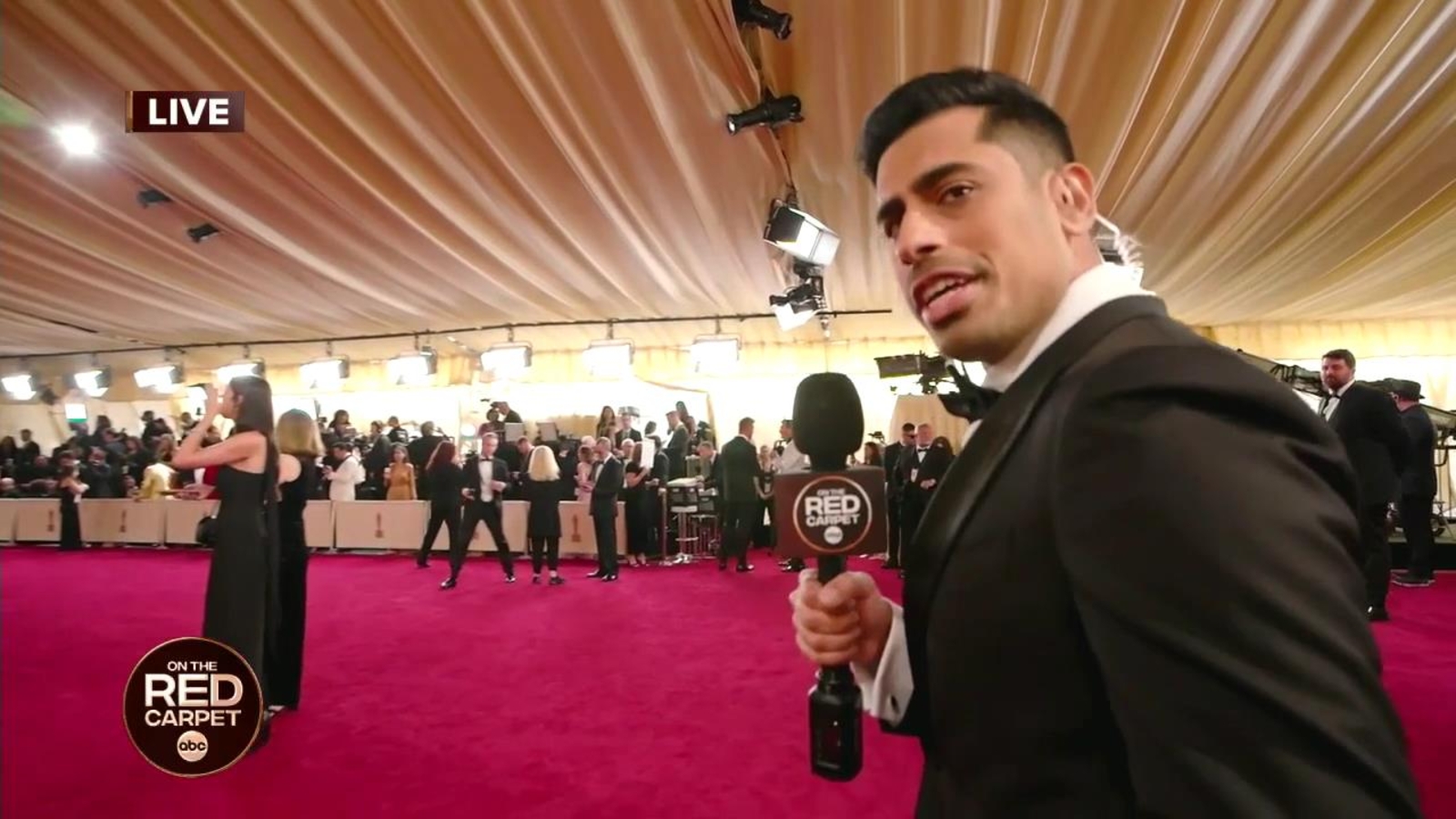ESPN's Omar Raja walks red carpet, interviews Guillermo ahead of Oscars ...