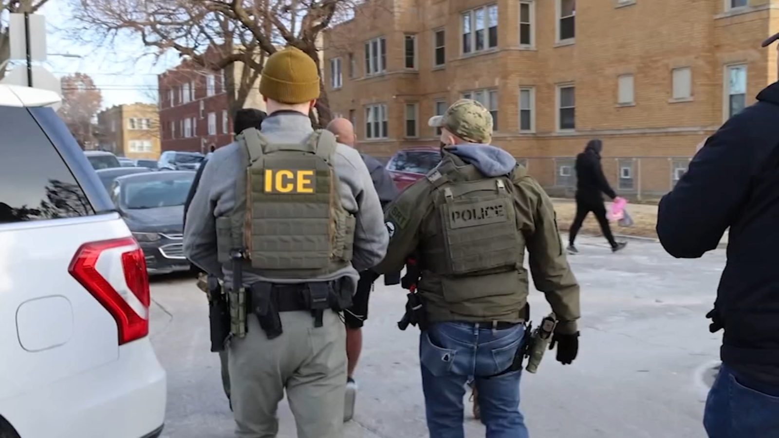 Immigration rights: What to know if ICE, Border Patrol agents show up at your house or business ...