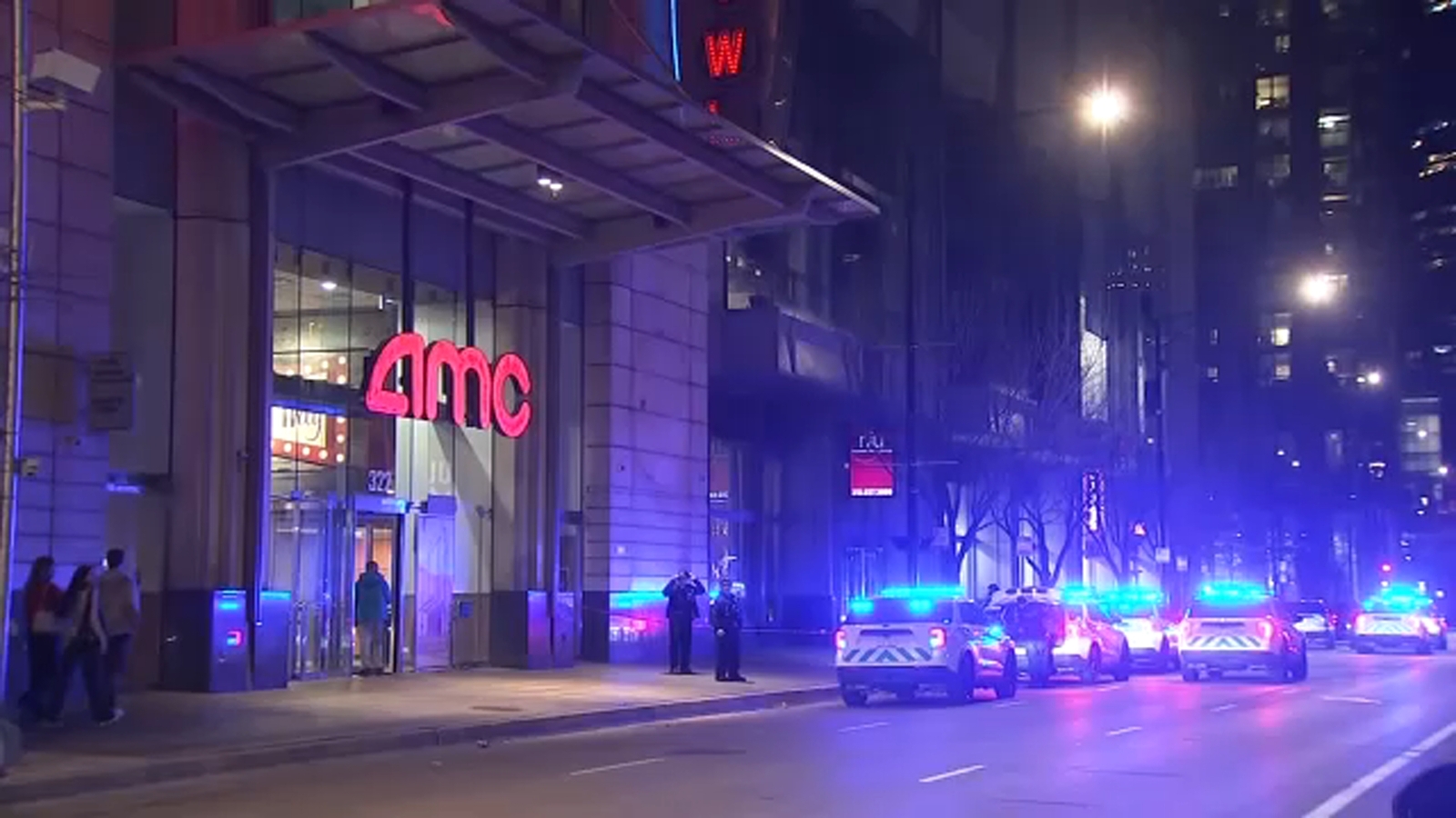 Chicago shooting: Woman shot near downtown AMC River East 21 movie ...